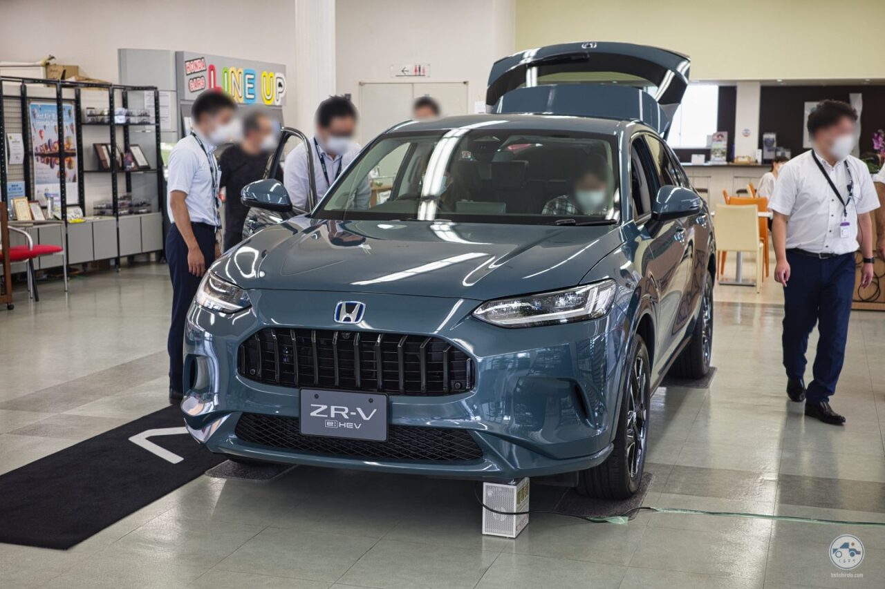 【外装編】ZR-Vを初めて見た感想 Zのノルディックフォレストは独特な存在感を放っていた！ | くるすぺ